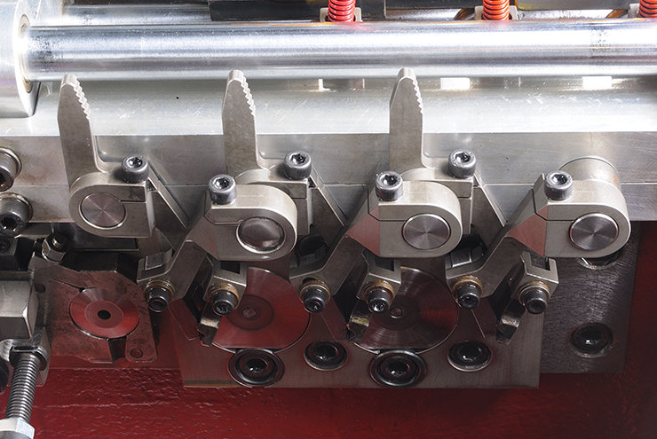 2 Die 2 Blow Bolt Manufacturing Machine｜CHUM YUAN CO., LTD 琛元企業有限公司